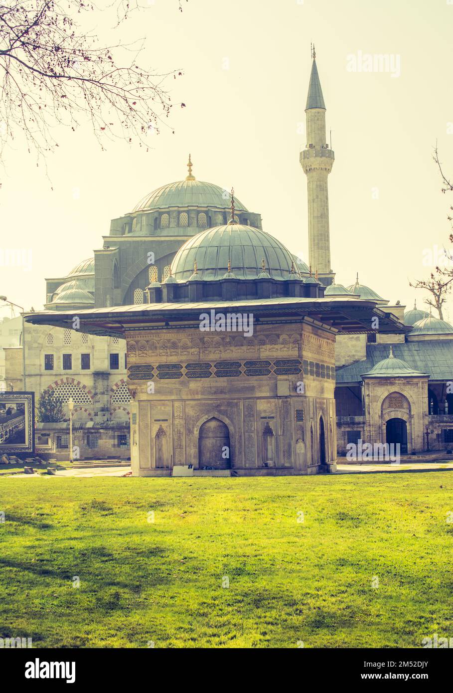 Outer view of Ottoman style mosque in Istanbul Stock Photo - Alamy