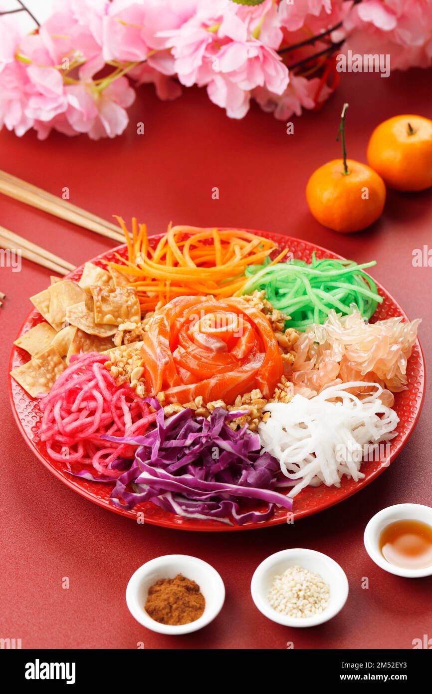Yu Sheng, Chinese New Year Prosperity Reunion Dinner Menu Stock Photo - Alamy
