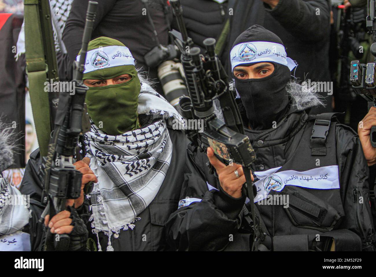 Palestinian fatah gunman hi-res stock photography and images - Alamy