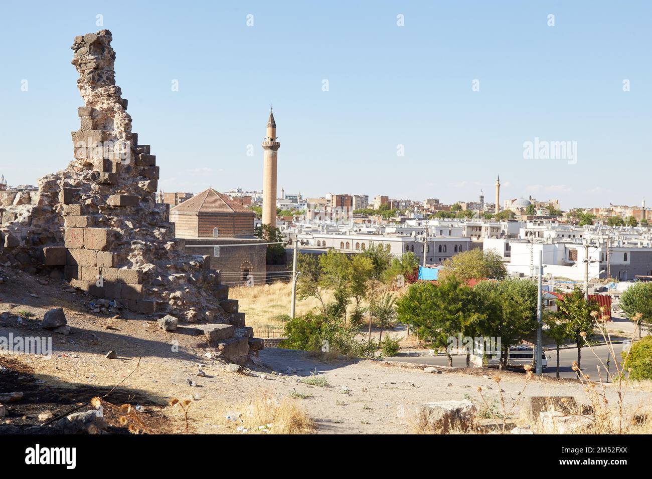 Diyarbakir's Ancient and Well-Preserved City Walls Stock Photo - Alamy