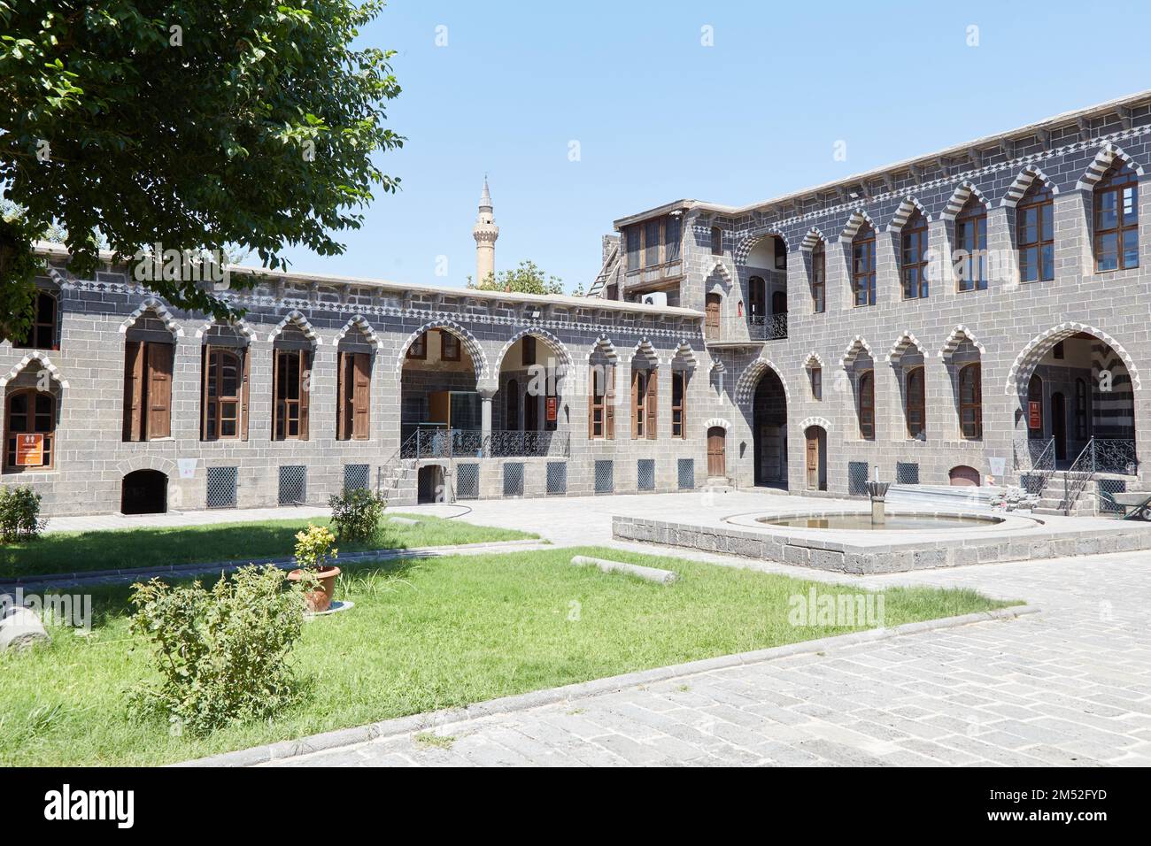 Diyarbakir traditional houses hi-res stock photography and images - Alamy