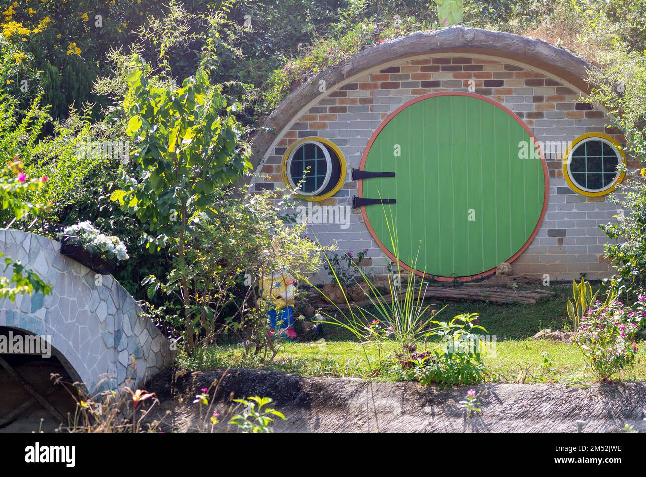 The lord of the rings frodo house hi-res stock photography and images ...