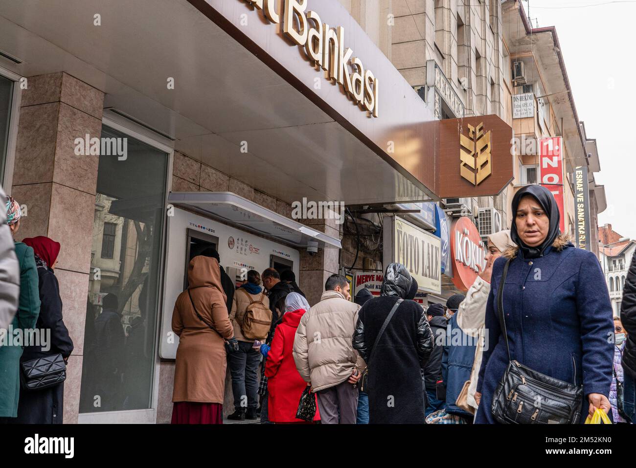 Ankara, Turkey. 24th Dec, 2022. People are waiting in a line in front ...