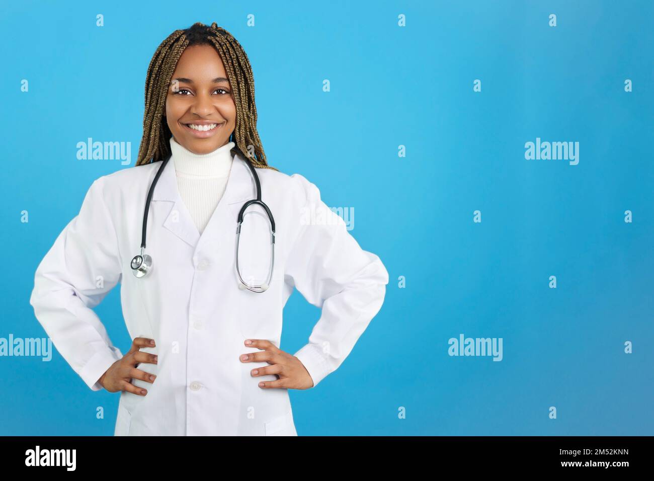 African female doctor hi-res stock photography and images - Alamy