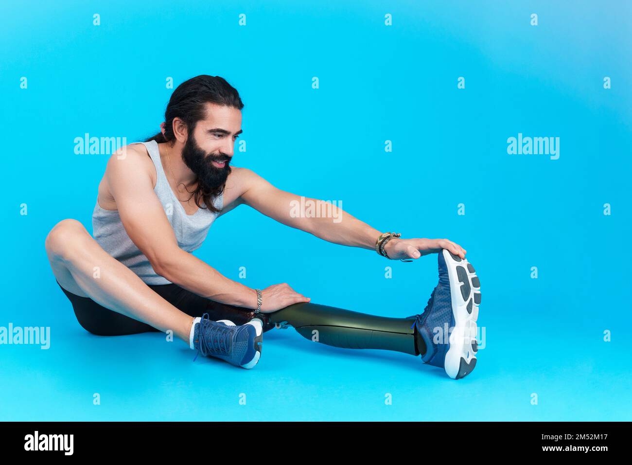 Muscle men hi-res stock photography and images - Alamy