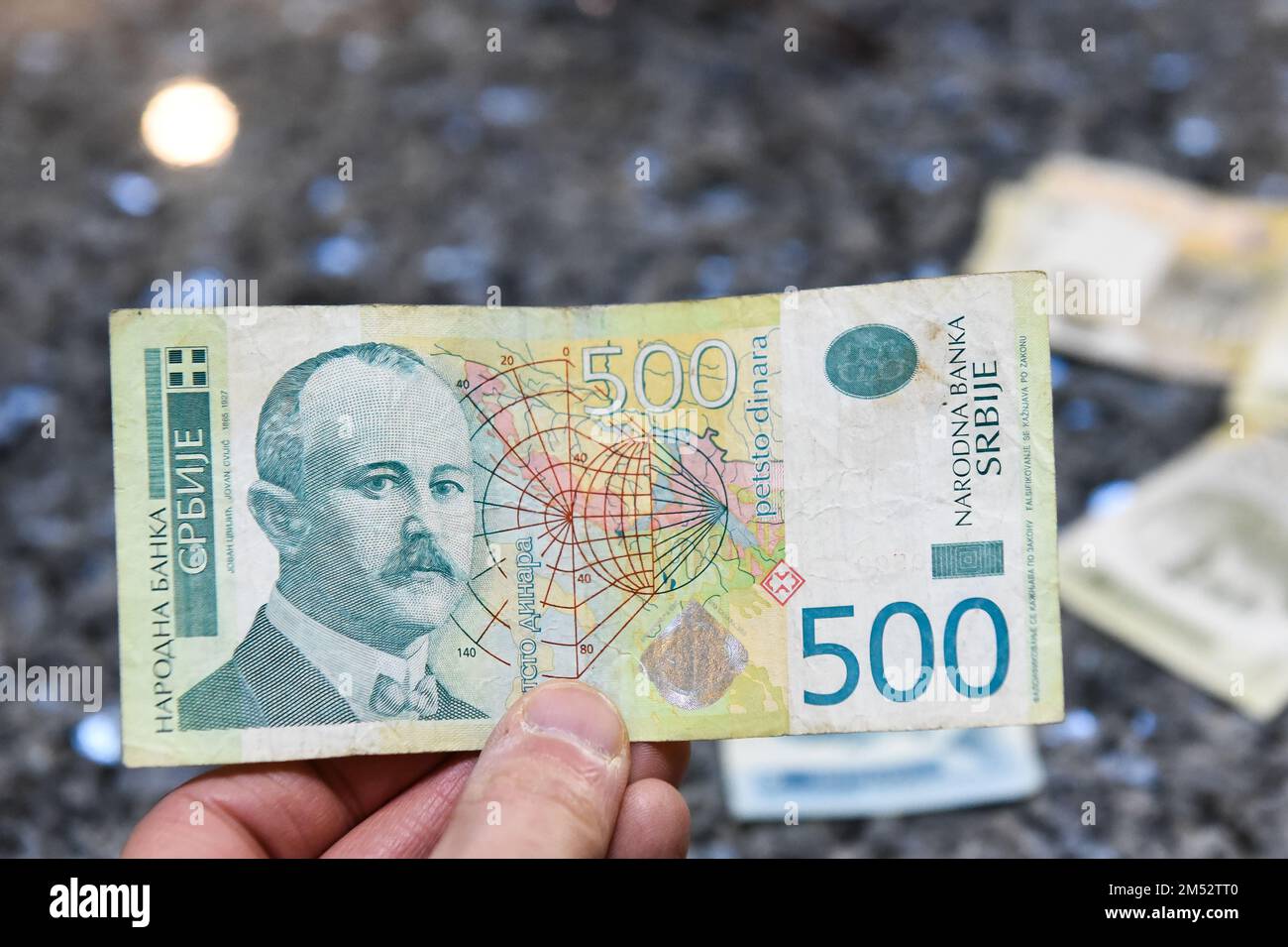 1000 dinar note hi-res stock photography and images - Alamy