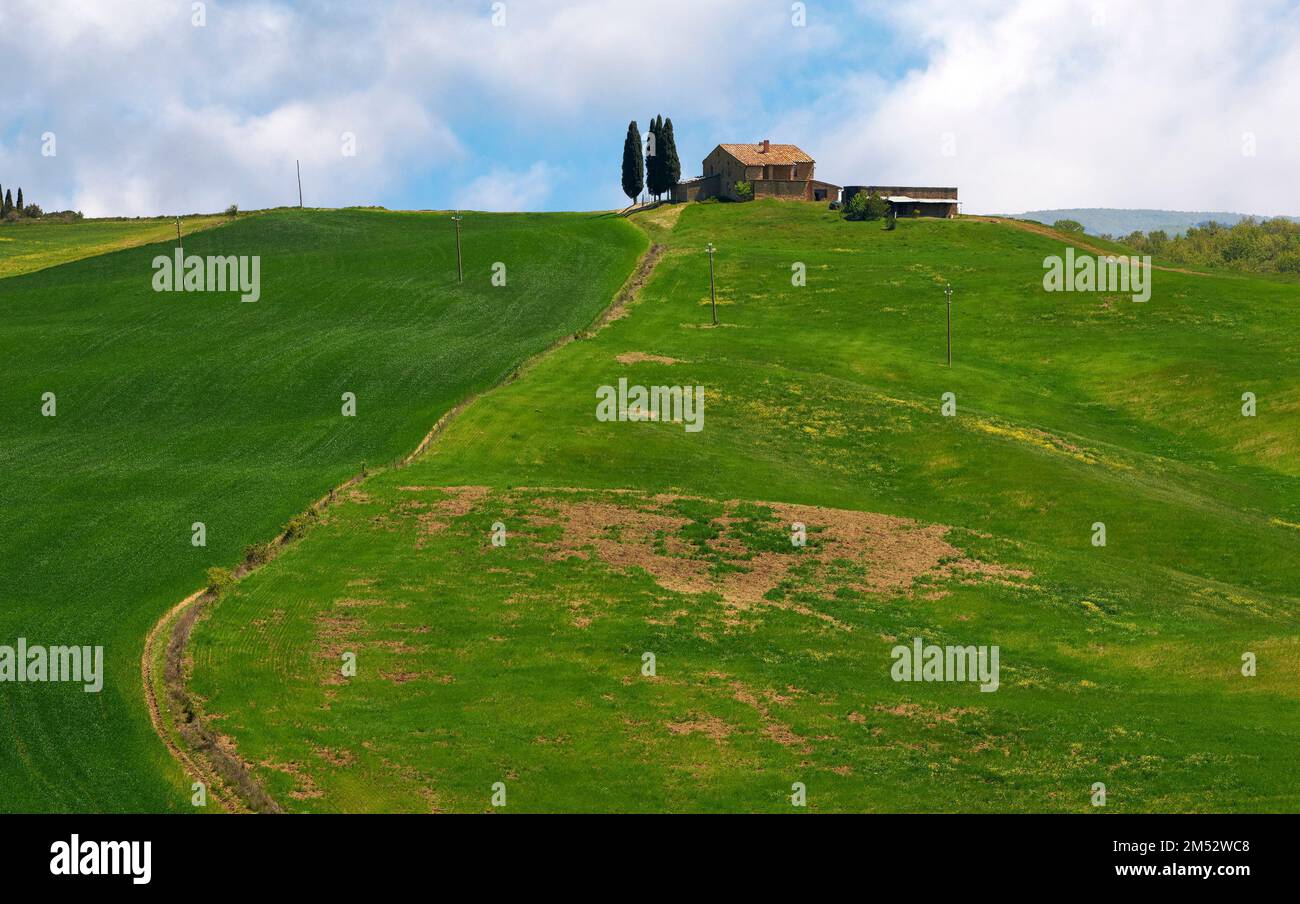 Hillside farming hi-res stock photography and images - Alamy