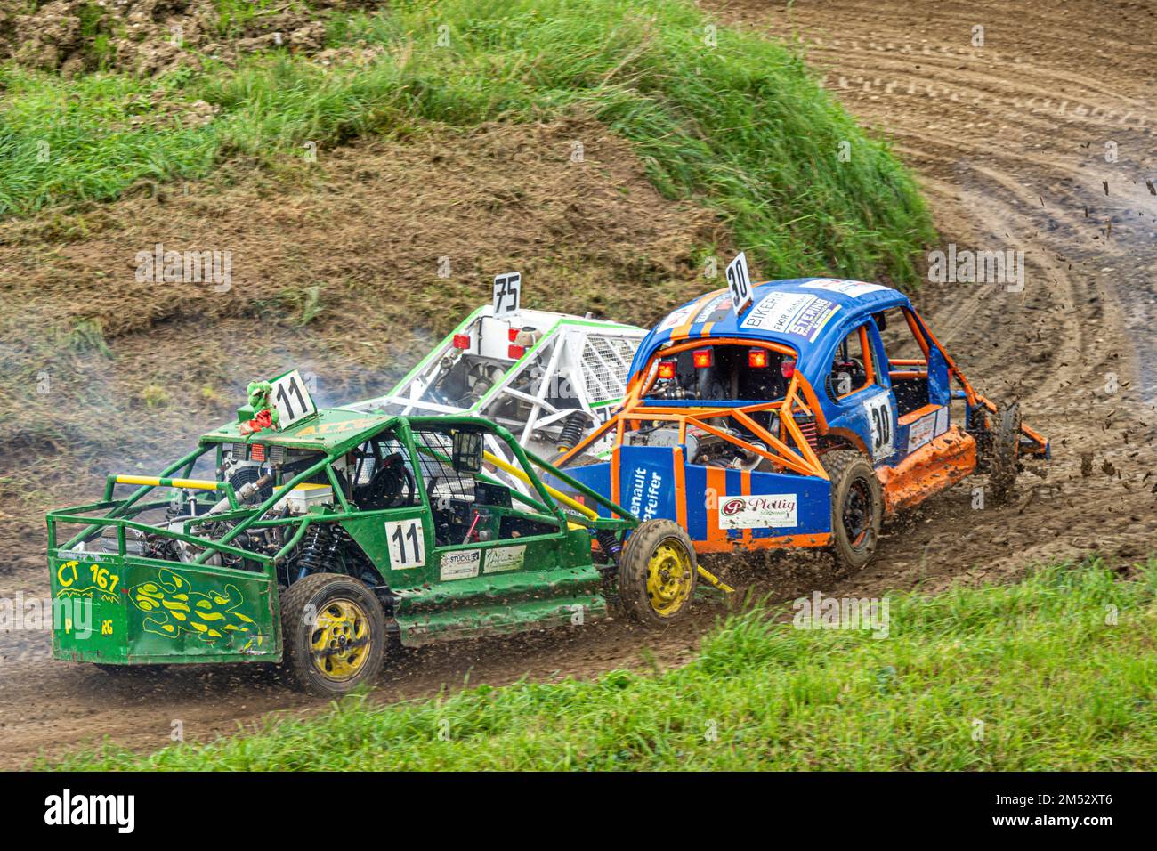 The cars crashing on a dirt track at the Auto Crash Vereinigung ...