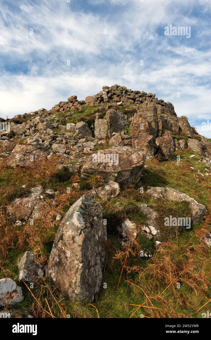 Ruins of a Viking fort / lookout on the. Isle of Mull, Scotland Stock ...