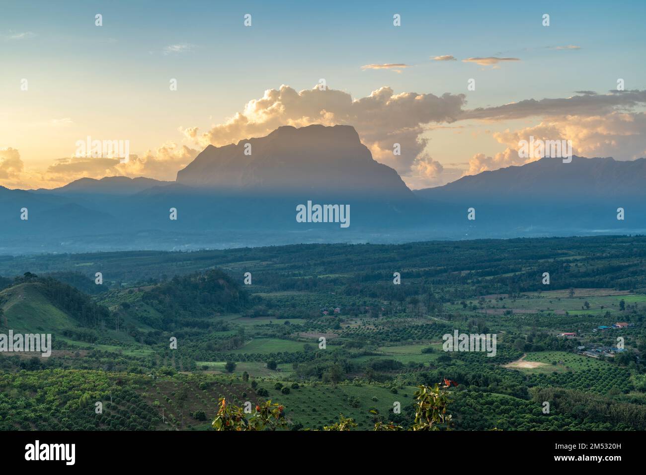 Time lapse majestic view of Doi Luang Chiang Dao in northern Thailand ...