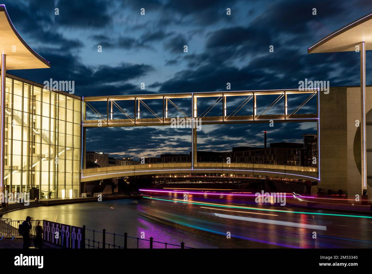 Berlin, Germany: Bridge between the two Government buildings Marie ...