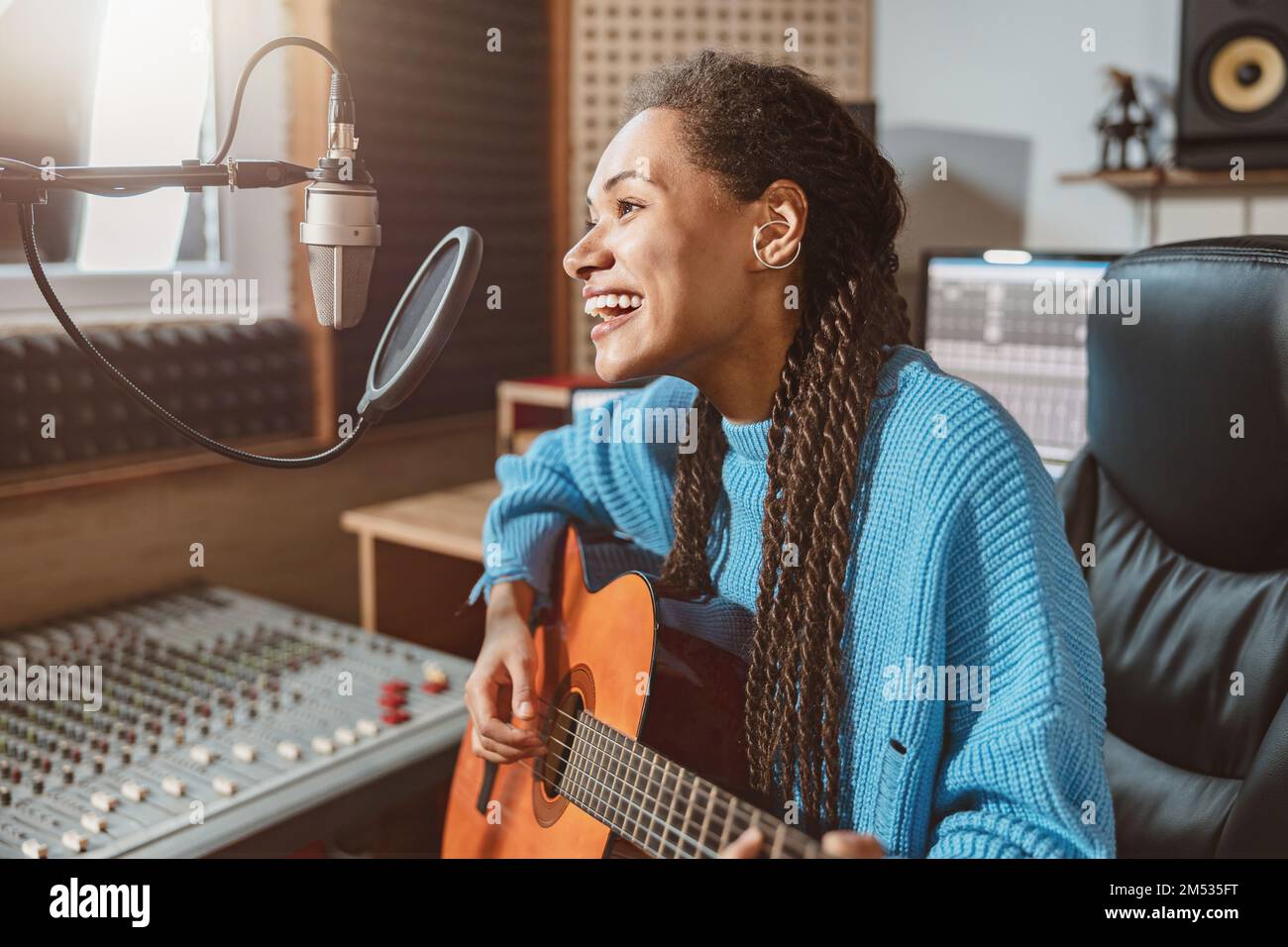 Pleasant sound hi-res stock photography and images - Alamy