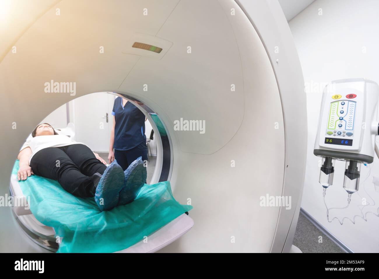 Computer tomograph. Magnetic resonance imaging Stock Photo - Alamy