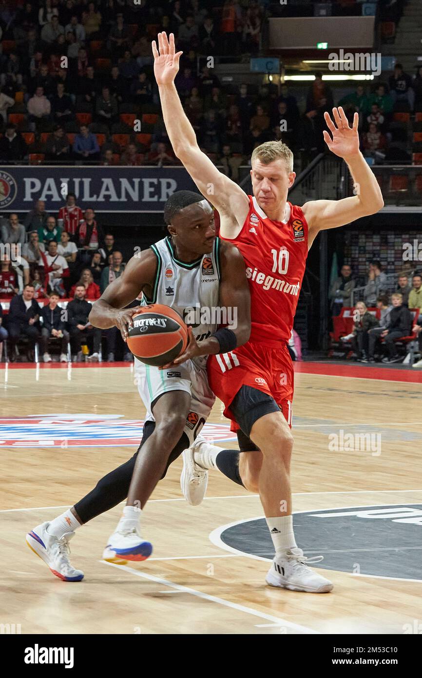 2022/2023 FIBA EuroLeague | München FC Bayern vs Valencia Basket Club ...