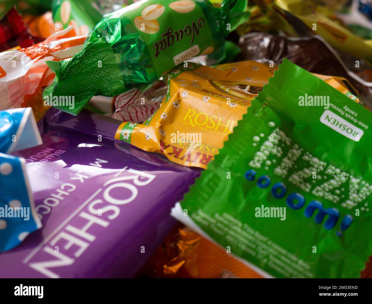 Candy Roshen. Roshen Confectionery Corporation is a Ukrainian leading confectionery ...