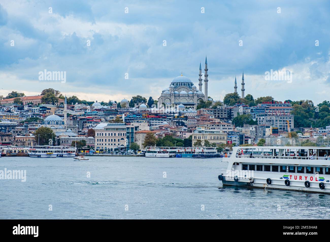 Istanbul, Turkey - Oktober 1, 2021. Istanbul cityscape with boats and ...