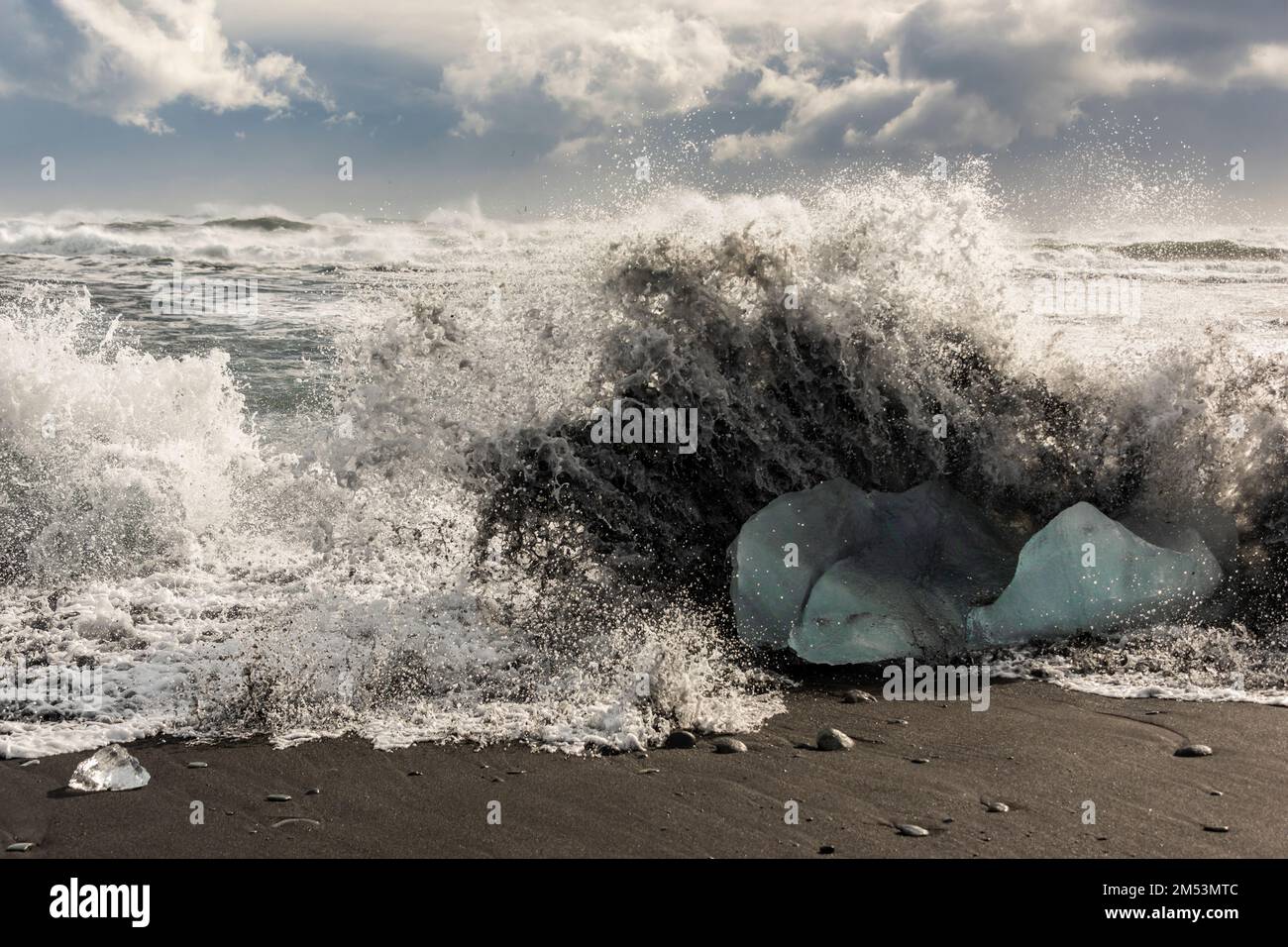 Wave washed beach hi-res stock photography and images - Alamy