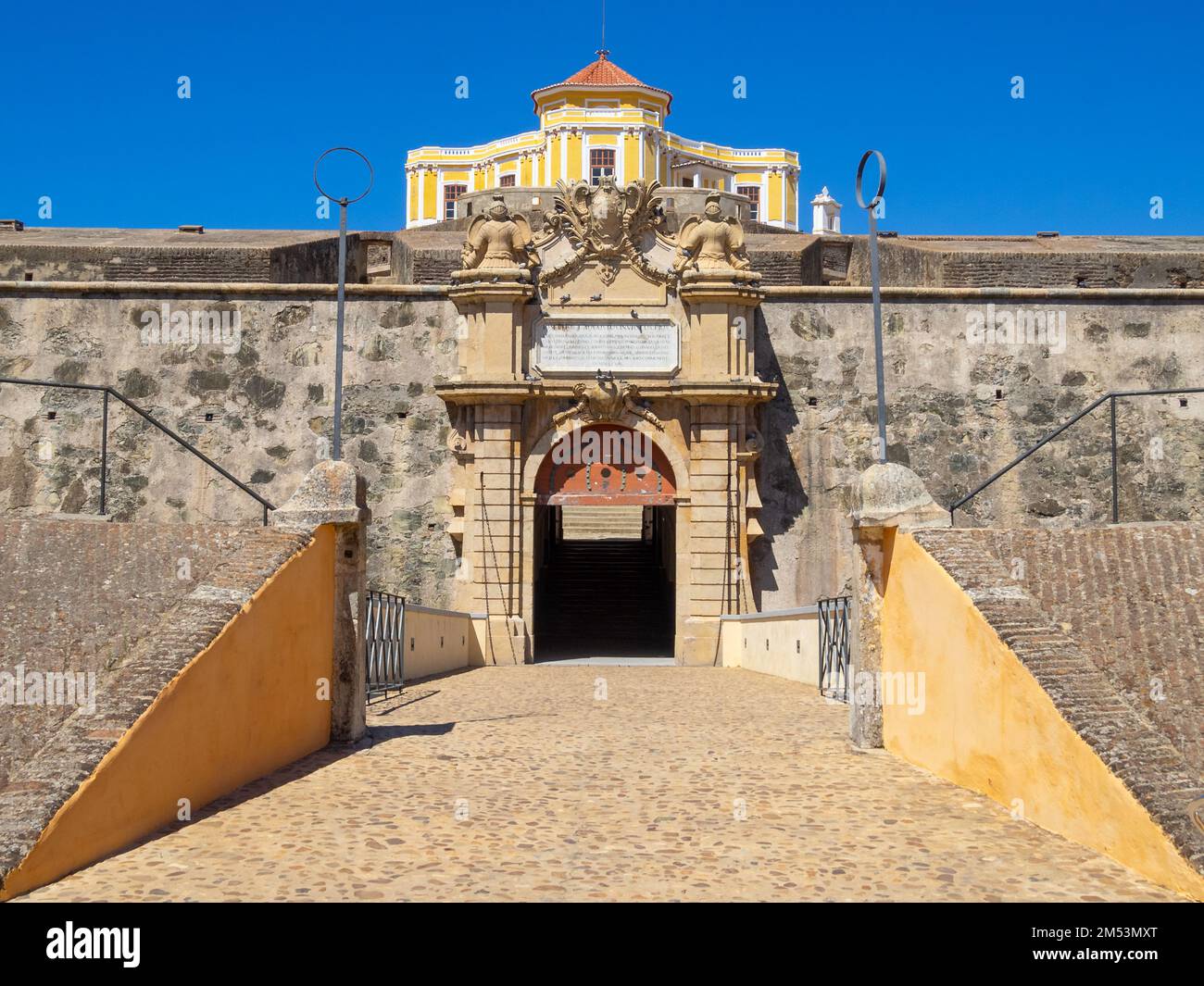 Nossa Senhora da Graça Fort gate and the governors house behind Stock ...