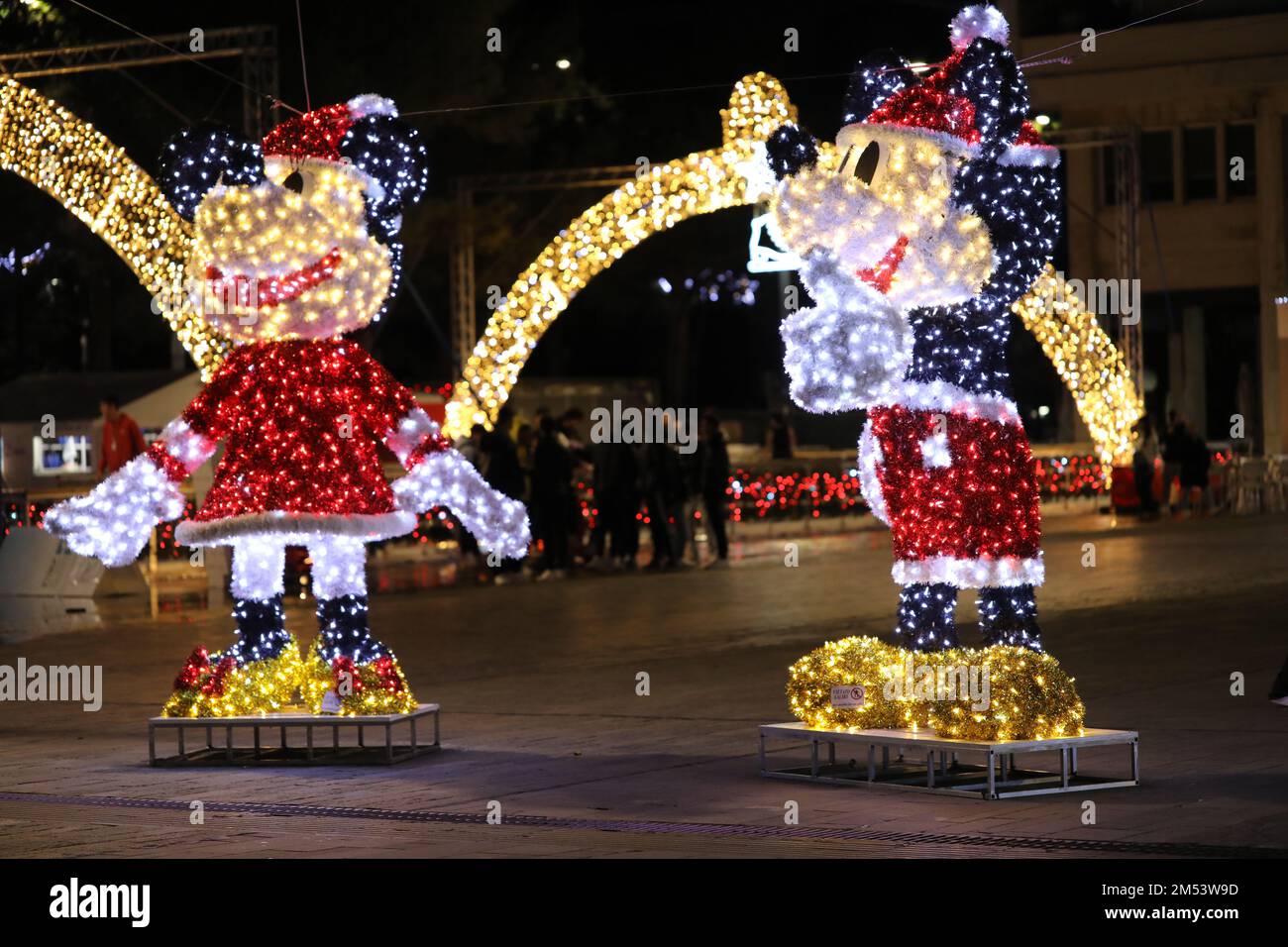 Mickey mouse tree hi-res stock photography and images - Alamy