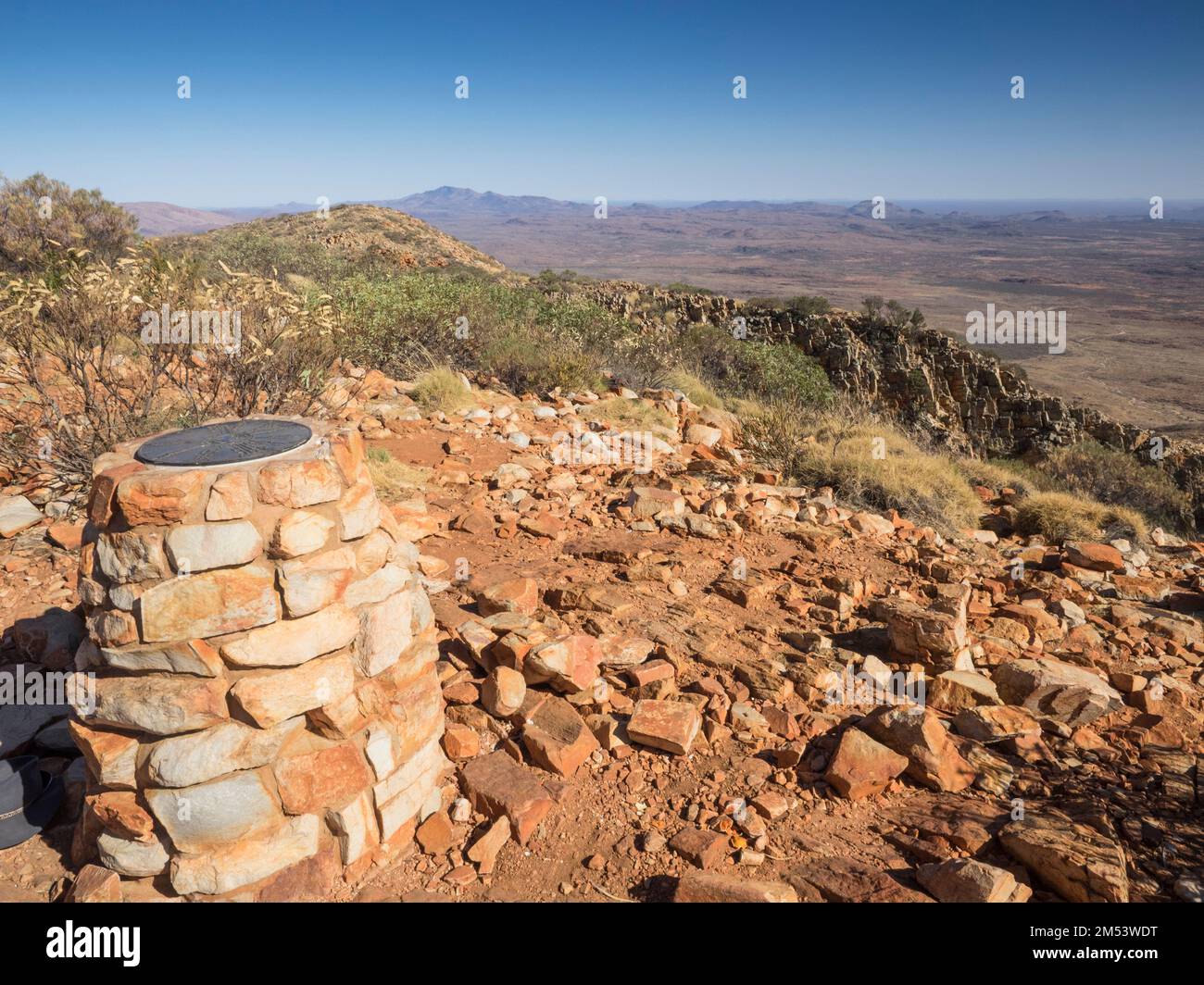 Mt Sonder South Summit cairn & dial (1339m) with Mt Zeil (1531m), Nt's ...