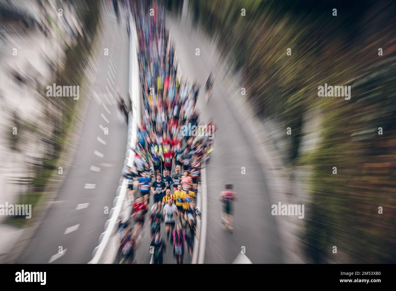 Runner zooming hi-res stock photography and images - Alamy