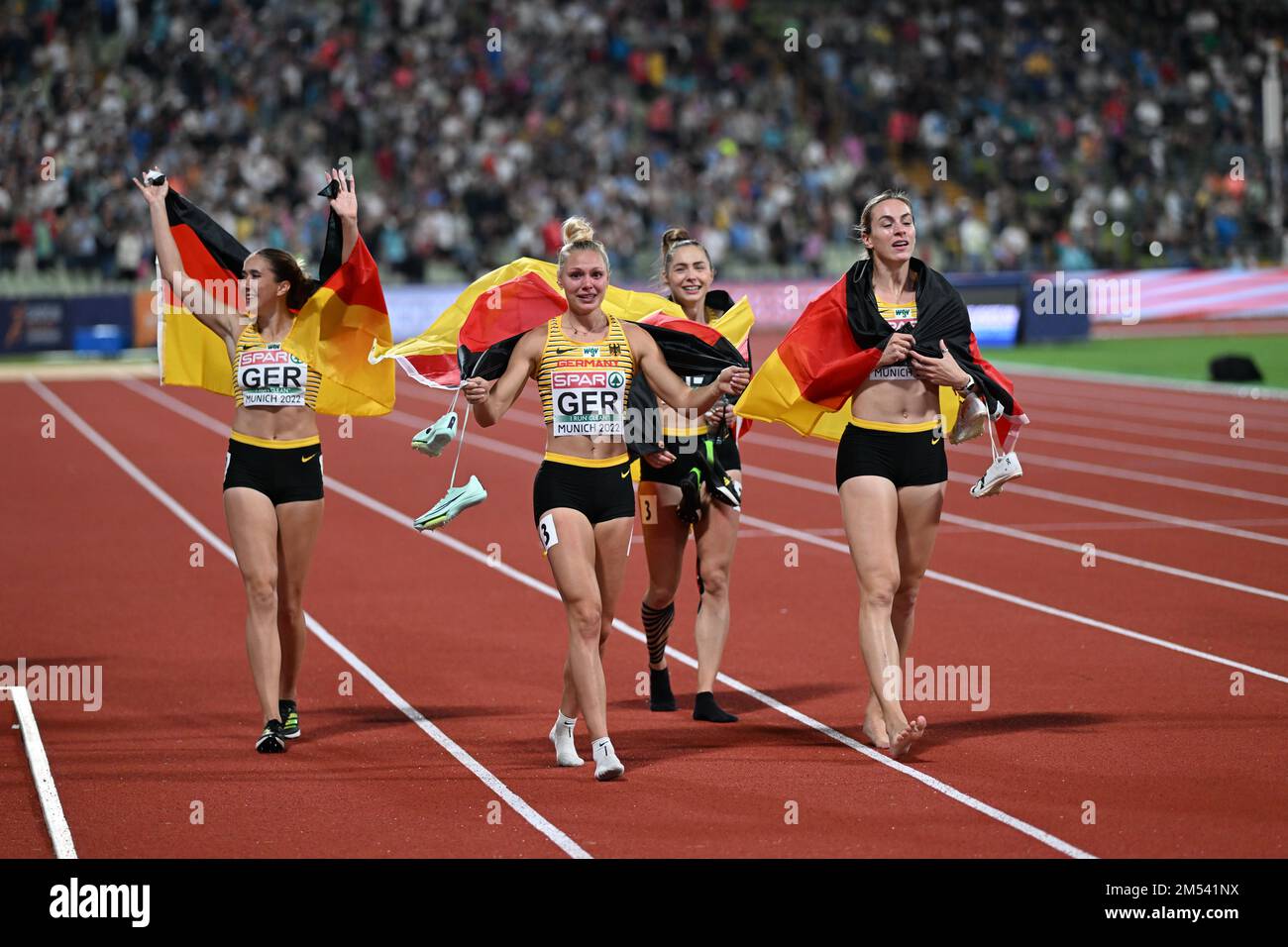European Championship, final relay 4x100 ml, Lisa Meyer , Gina ...