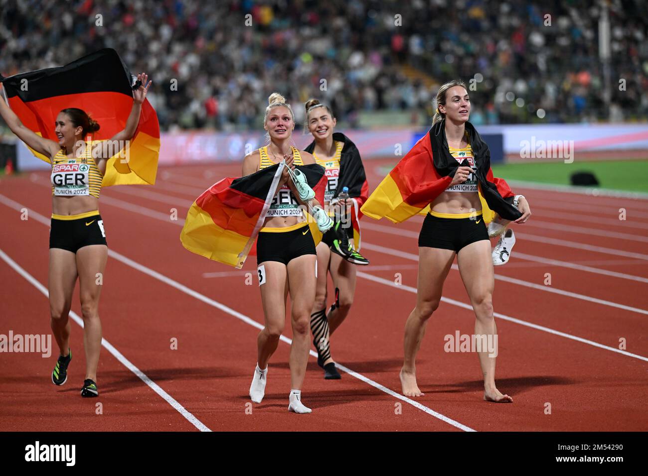 European Championship, final relay 4x100 ml, Lisa Meyer , Gina ...