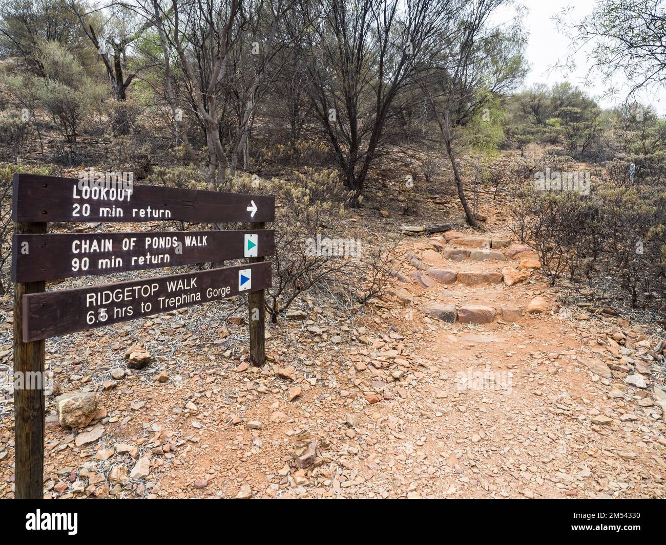 Chain of Ponds walk, Trephina Gorge Nature Park, Northern Territory ...