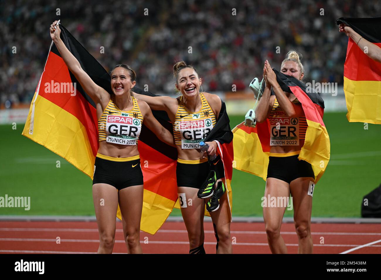 European Championship, final relay 4x100 ml, Lisa Meyer , Gina ...