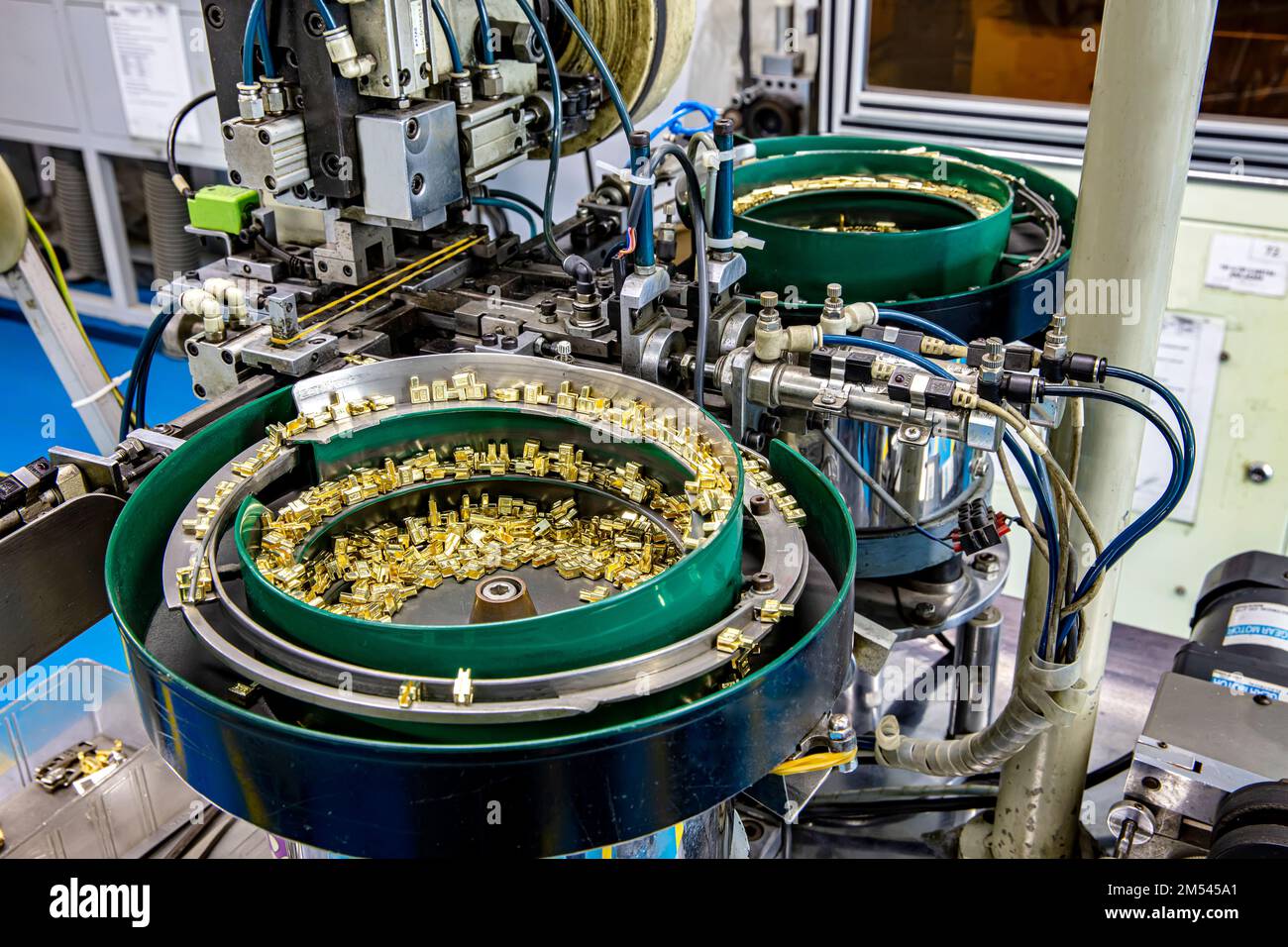 Zipper grips hi-res stock photography and images - Alamy