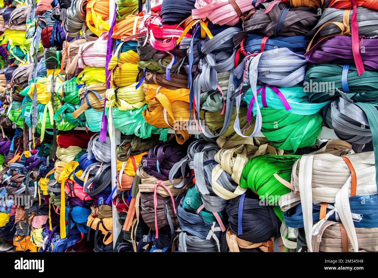 Moving mechanism sewing machine hi-res stock photography and images - Alamy