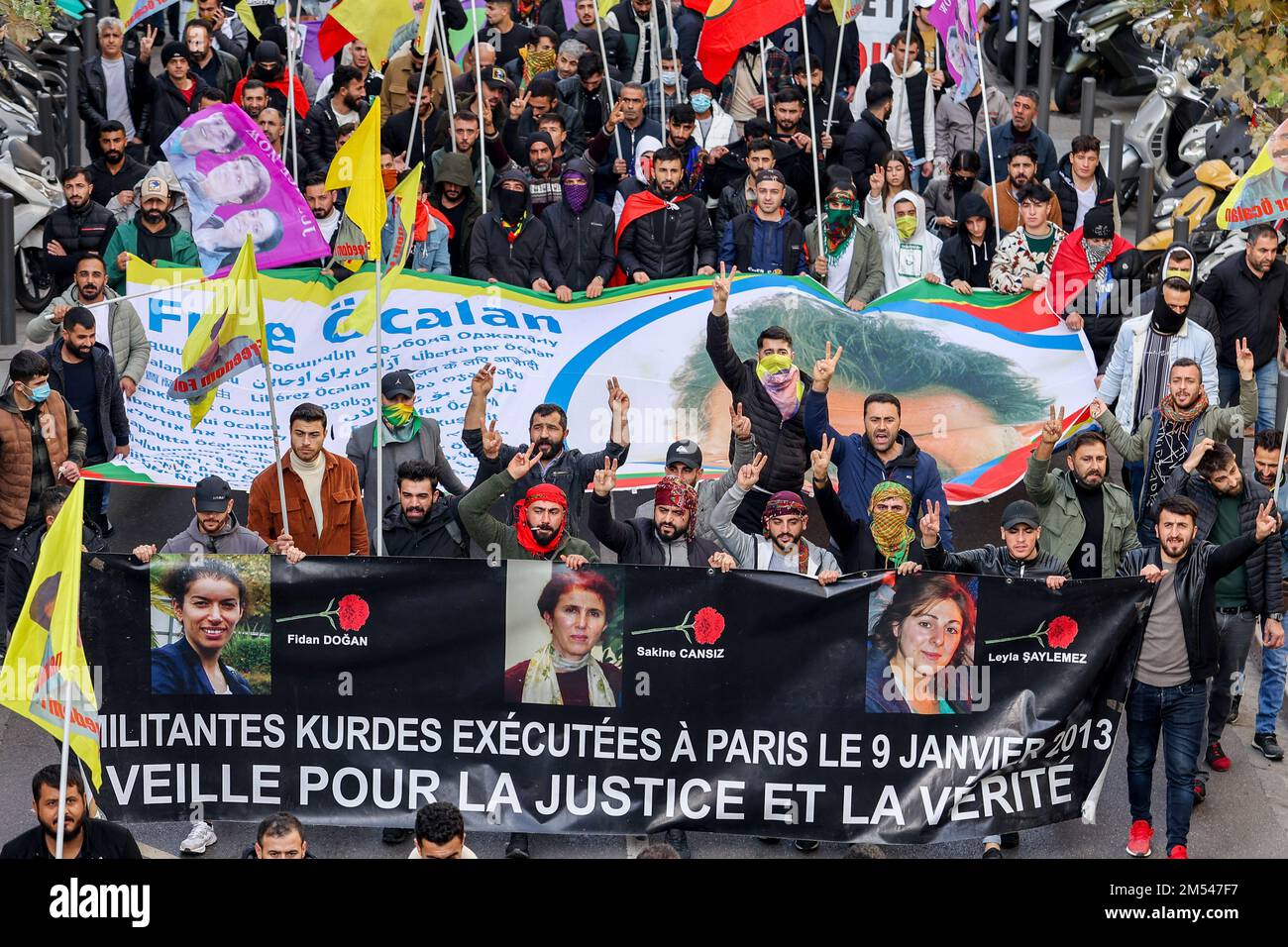 Kurdish flags and portraits hi-res stock photography and images - Alamy