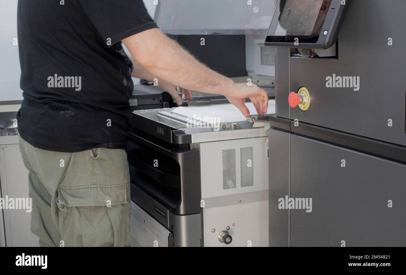 Working chamber hi-res stock photography and images - Alamy