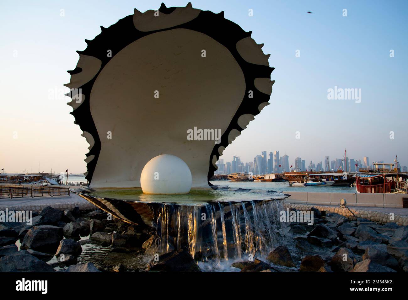 The Pearl Monument - Doha - Qatar Stock Photo - Alamy