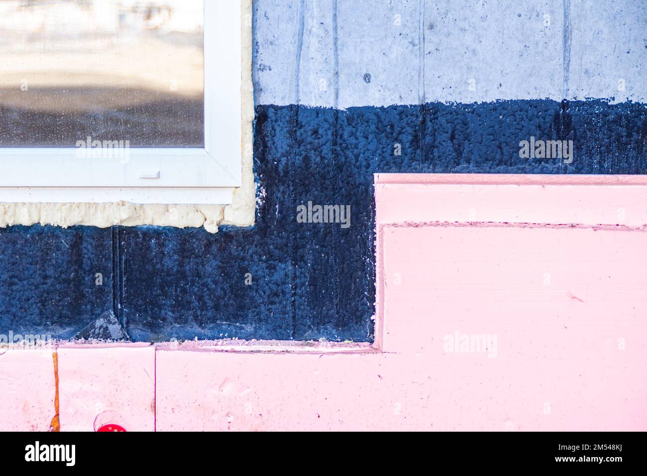 Multilayer Insulation Wall Of Monolithic Reinforced Concrete Structure Using Extruded