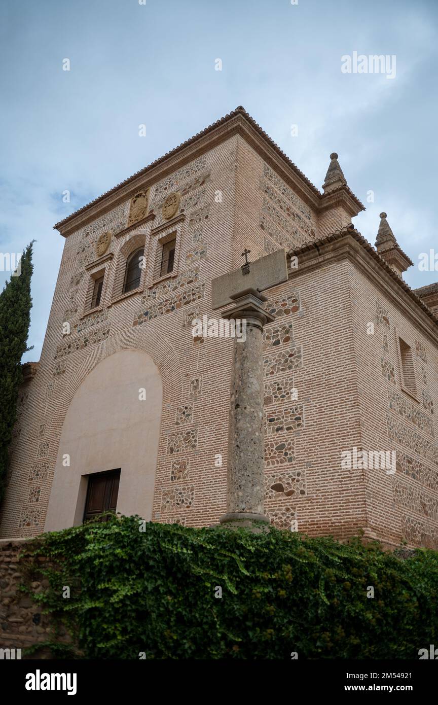 Iglesia de Santa María de la Encarnación - Alhambra Stock Photo - Alamy