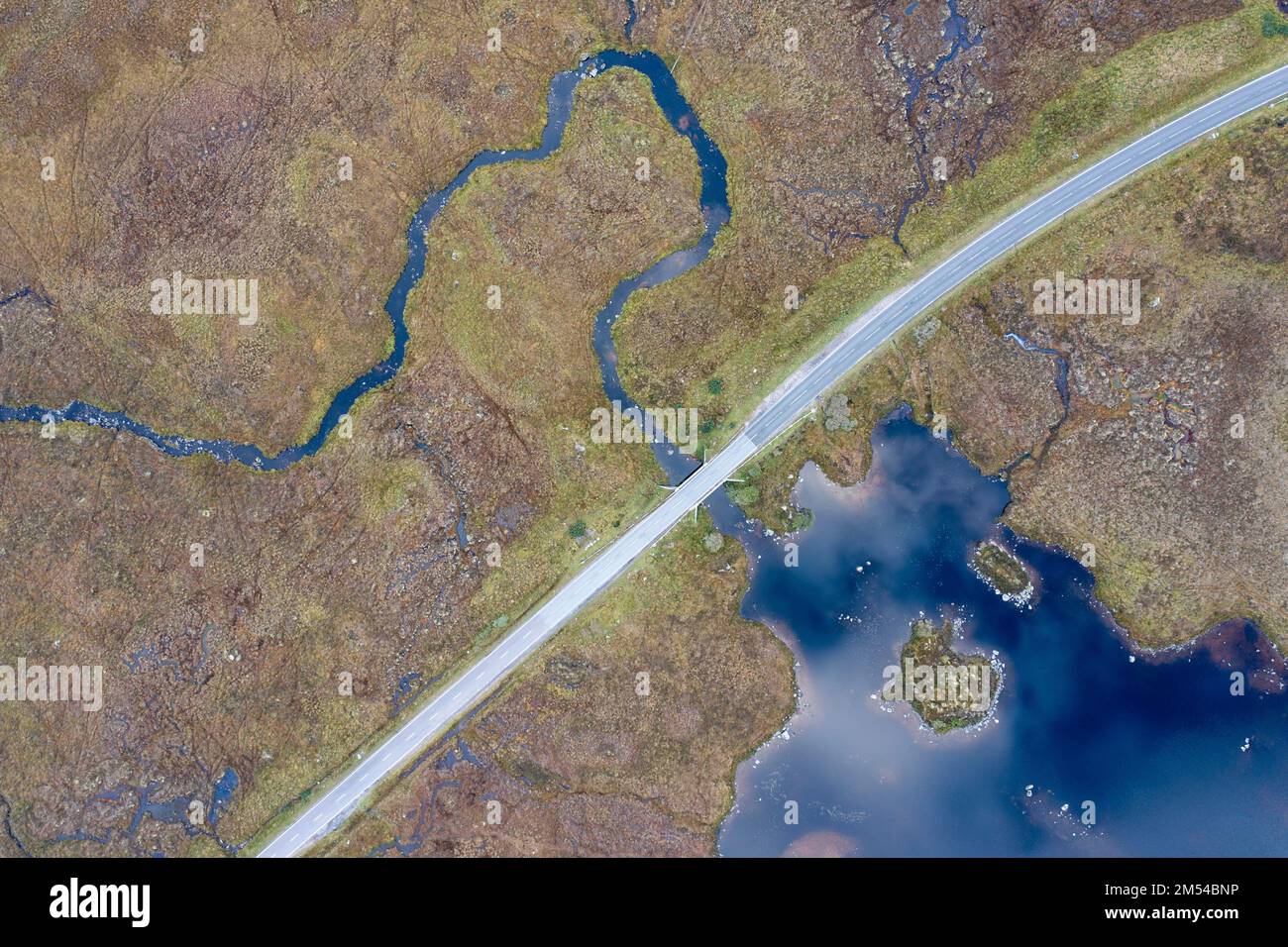 Aerial view, river course and banks, road from above, low tide, Glen ...