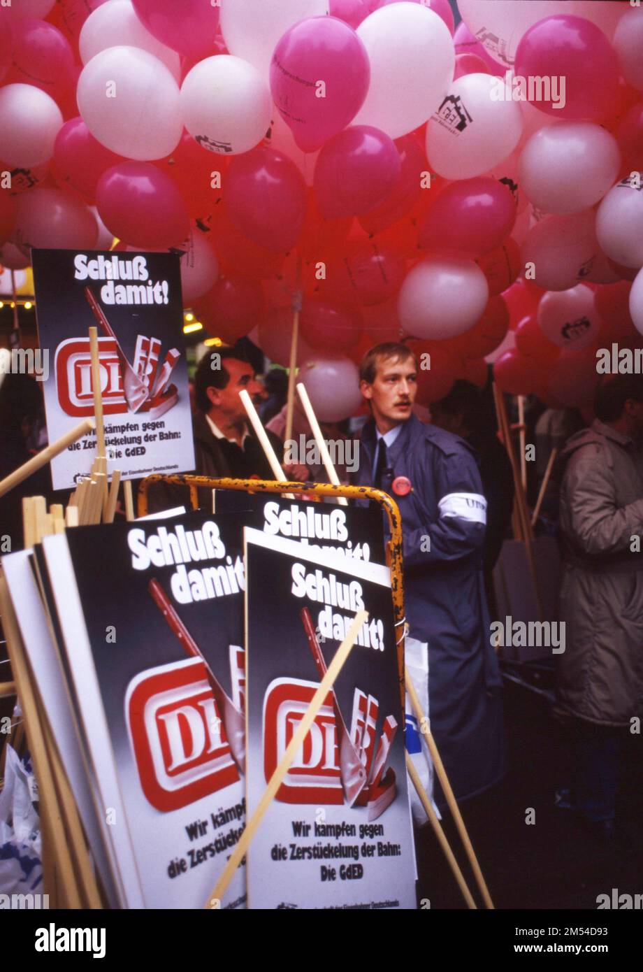 Dortmund. The German Railway Union (GED) demonstrates for job ...