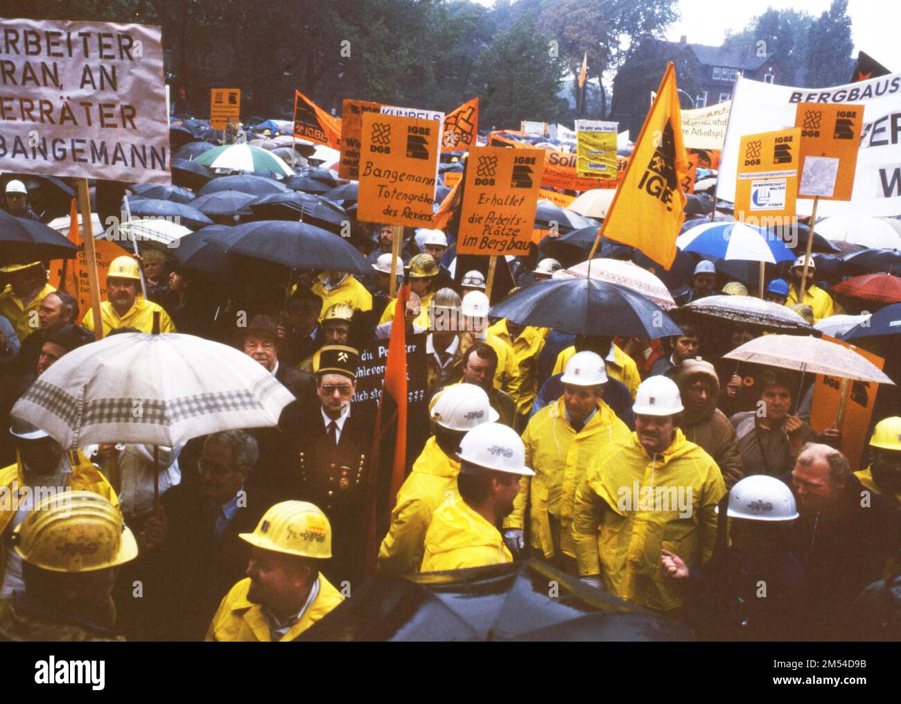Energy) on 24. 10. 1987, Luenen. Demonstration of the IGBE ...