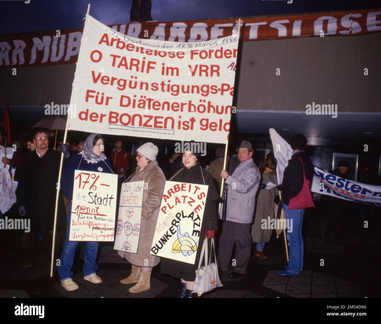 24 march 1986 hi-res stock photography and images - Alamy