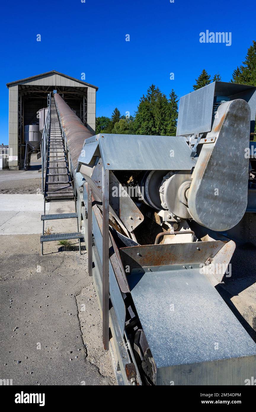 Steel silos and conveyor belt, precast concrete plant, Kempten, Allgaeu, Bavaria, Germany Stock ...