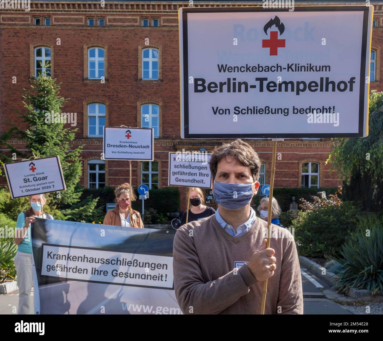 Hospital closure hi-res stock photography and images - Alamy