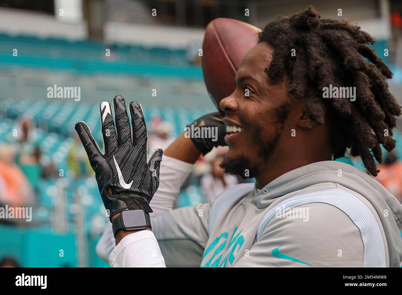 Miami. FL USA; Miami Dolphins quarterback Teddy Bridgewater (5) plays ...