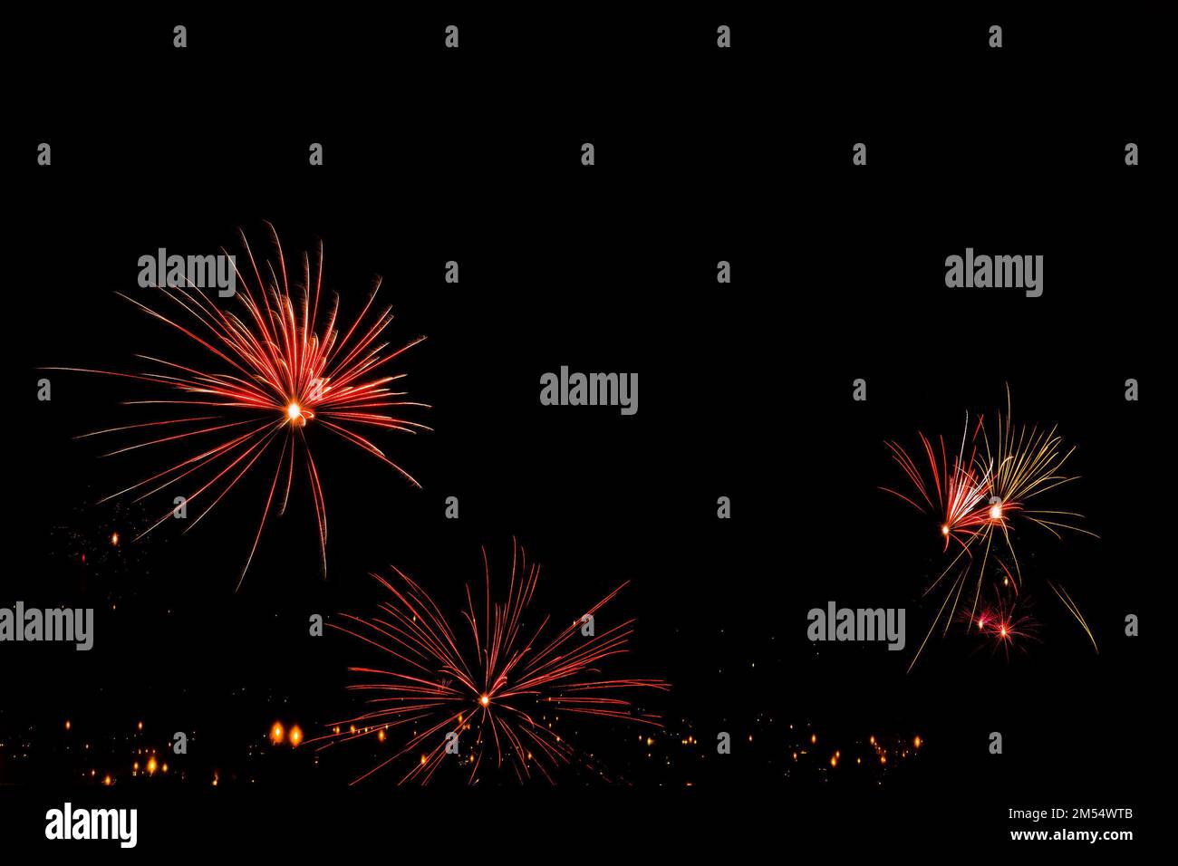 Exploding fireworks aerial hi-res stock photography and images - Alamy