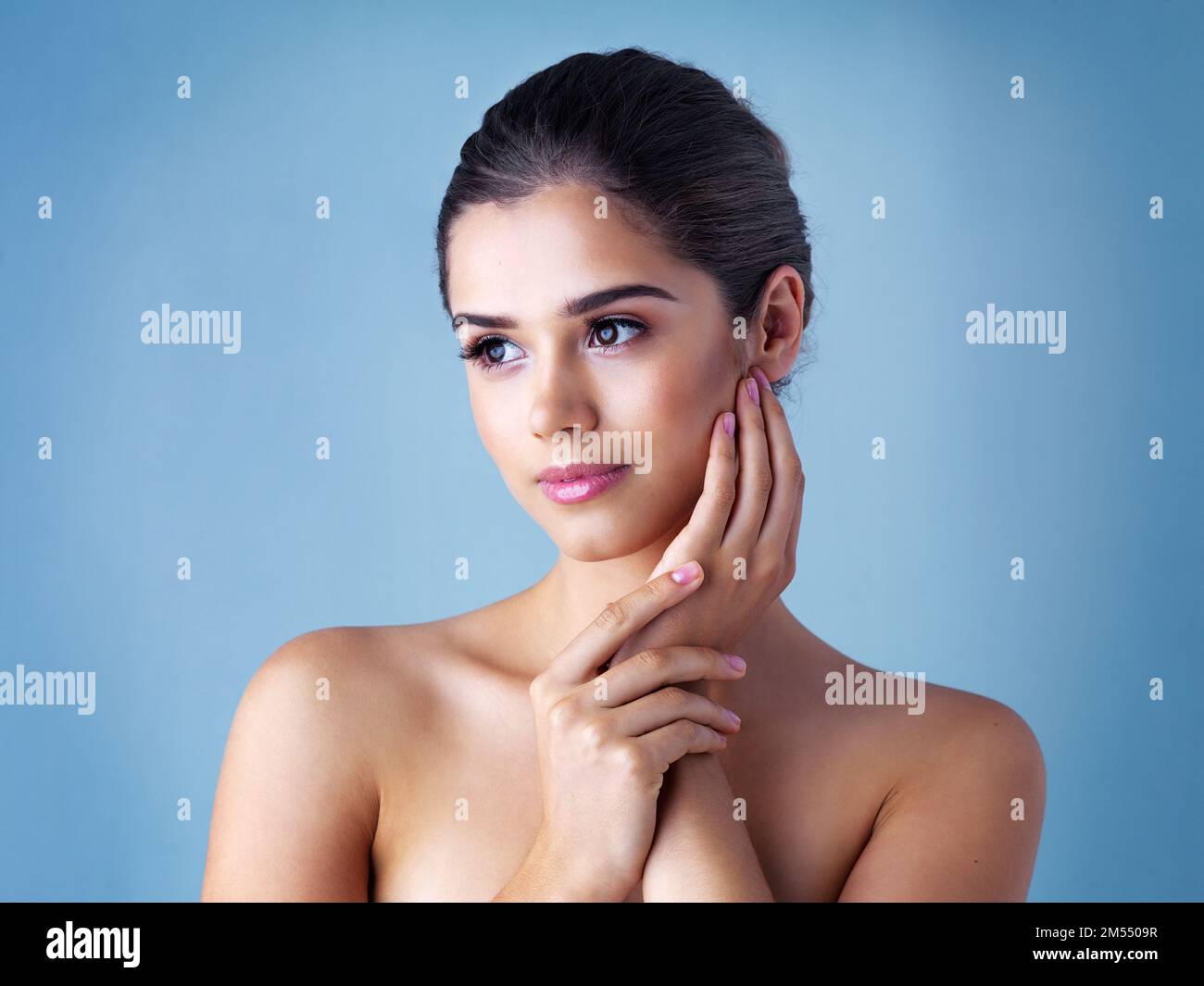 Posing ideas hi-res stock photography and images - Alamy