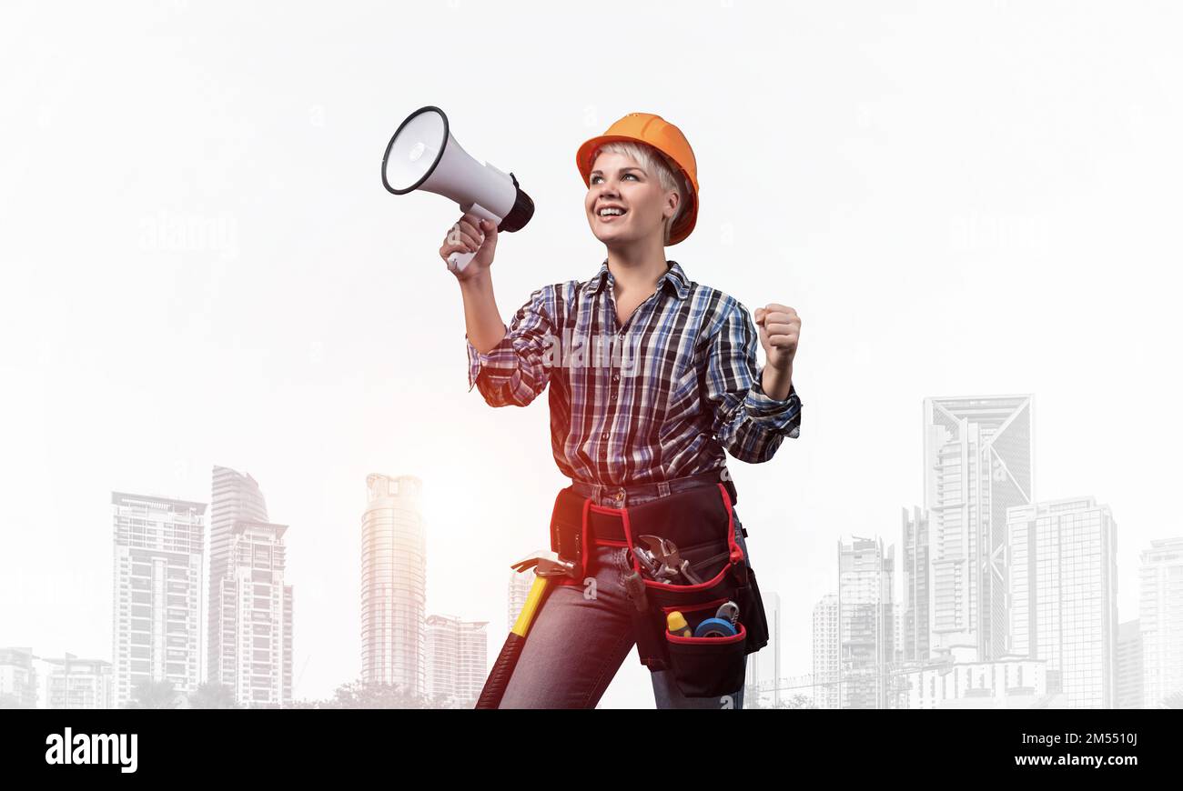 Attractive female construction worker hi-res stock photography and ...