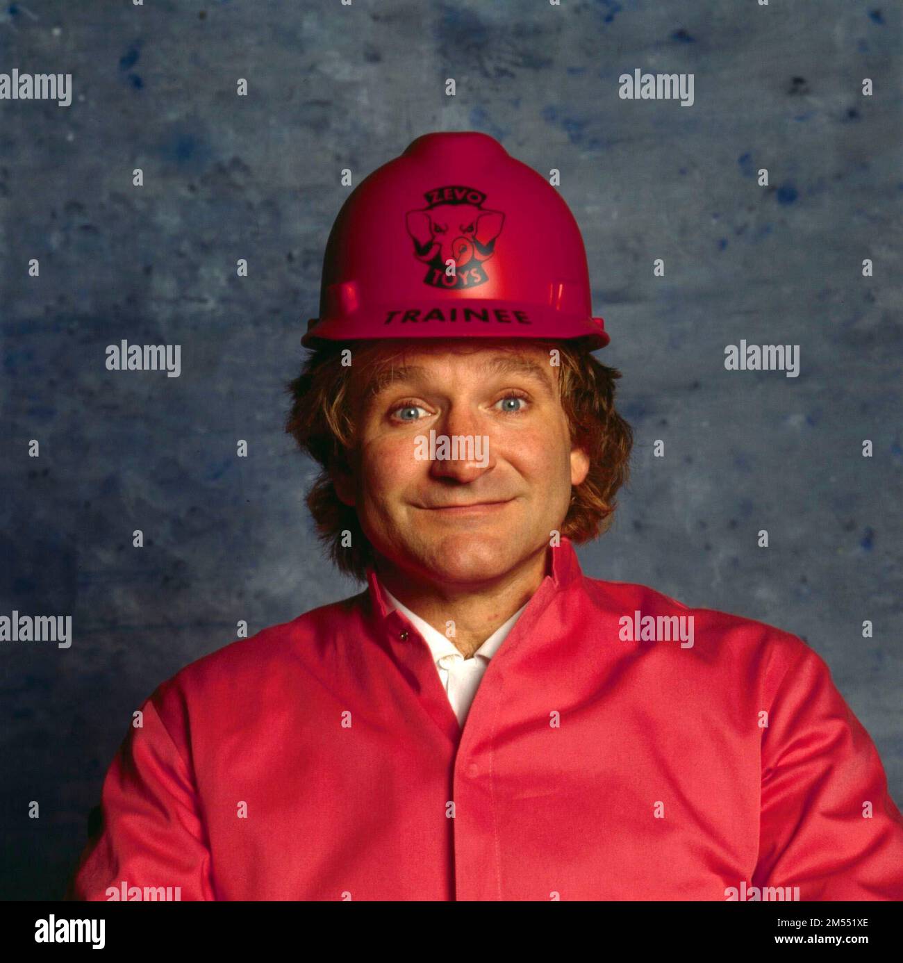 ROBIN WILLIAMS in TOYS (1992), directed by BARRY LEVINSON. Credit: 20TH ...