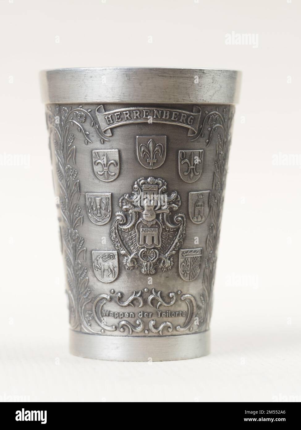 Garham, Germany. 24th Dec, 2022. Traditional German vintage pewter wine ...