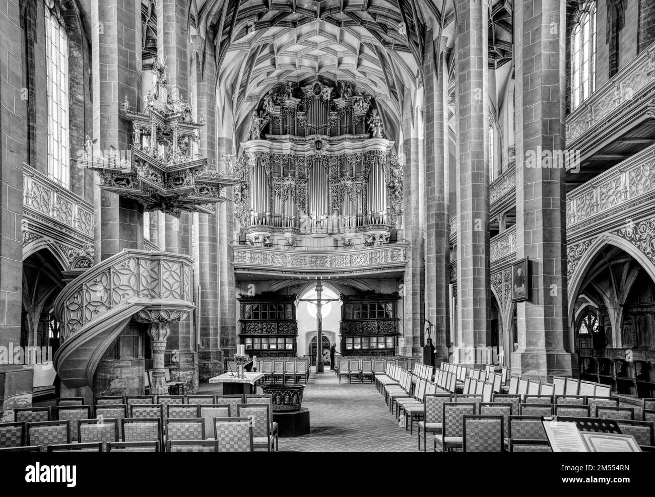 Halle marktkirche interior hi-res stock photography and images - Alamy