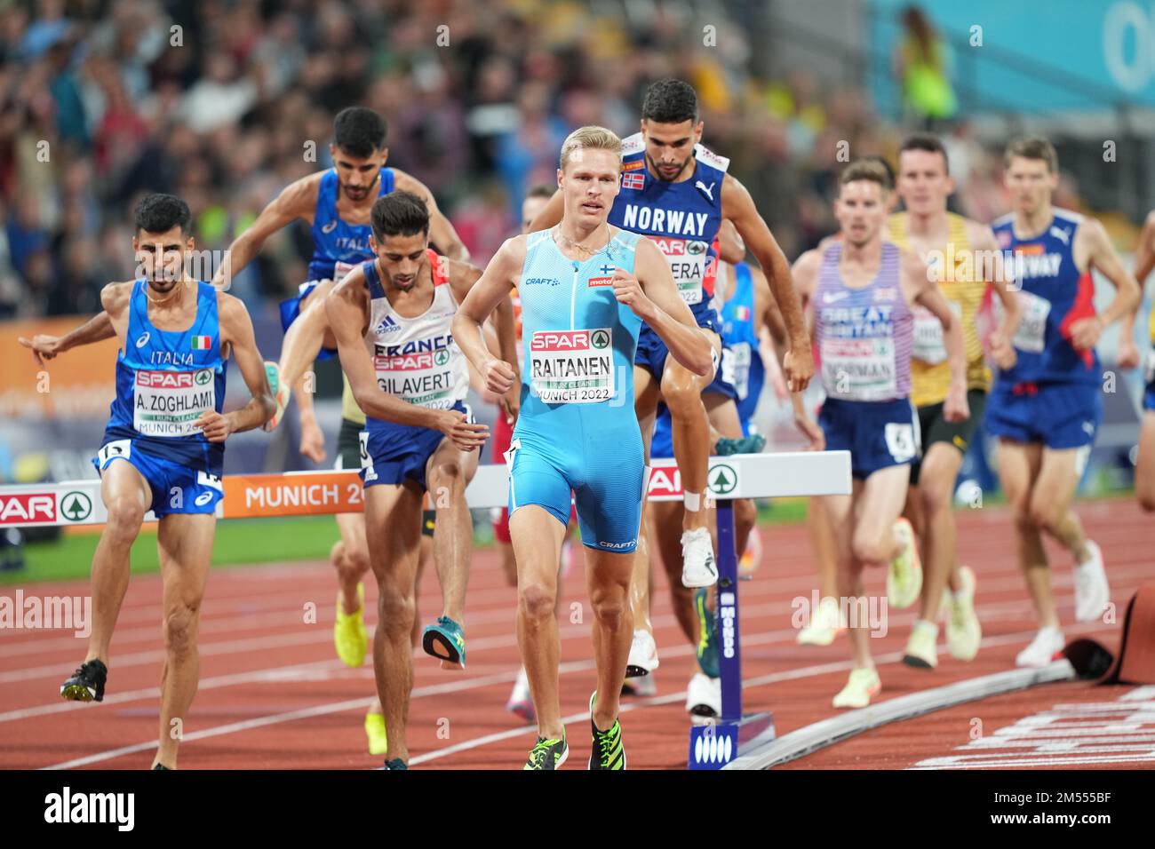 Topi Raitanen leading the race and participating in the 3000 meter ...